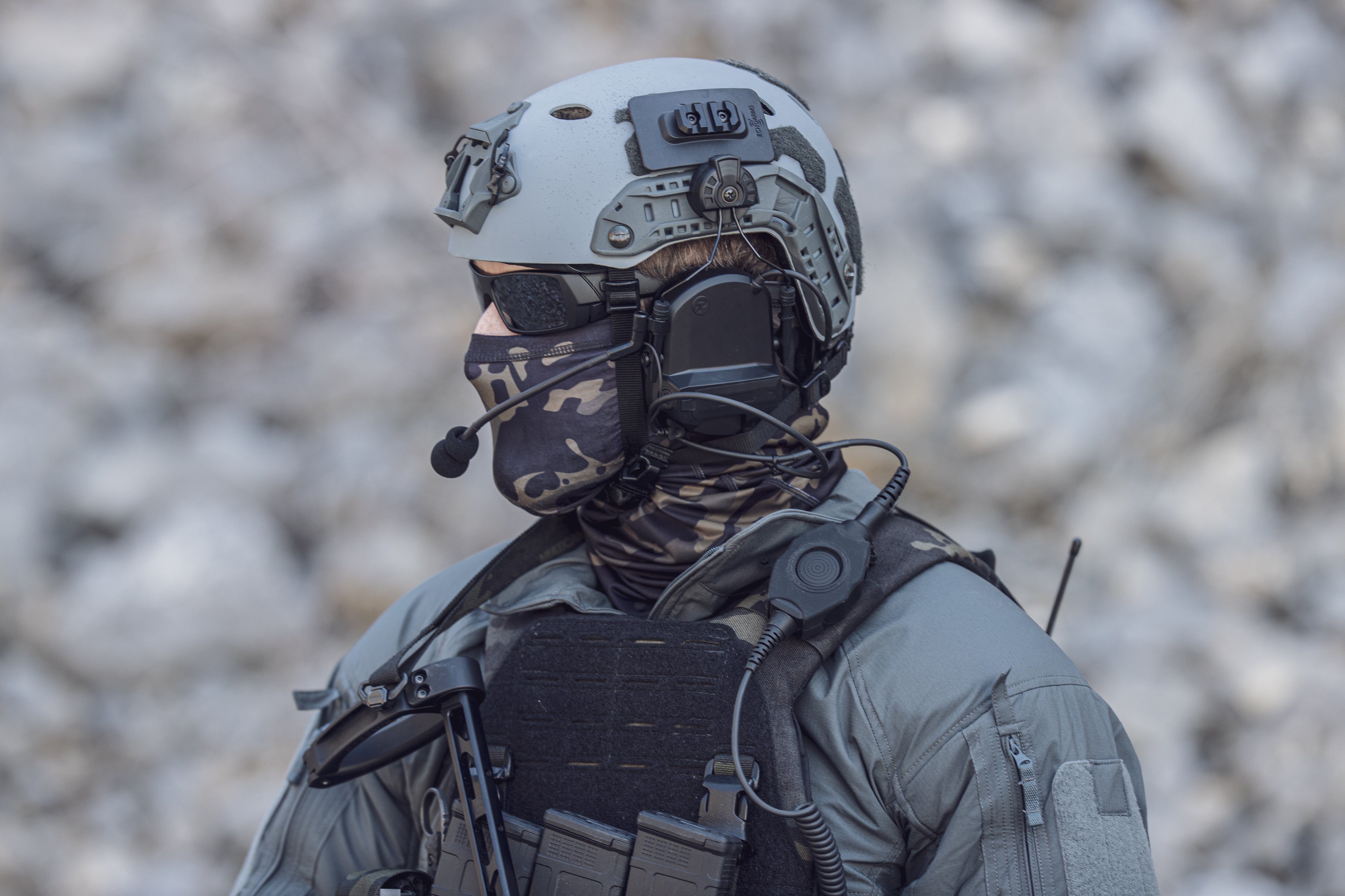 Tactical Radio Helmet Headset w/ Active Hearing Protection & Quick Dis ...